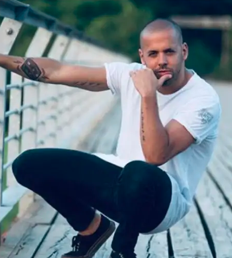 Invader Studio 😉 - Staff